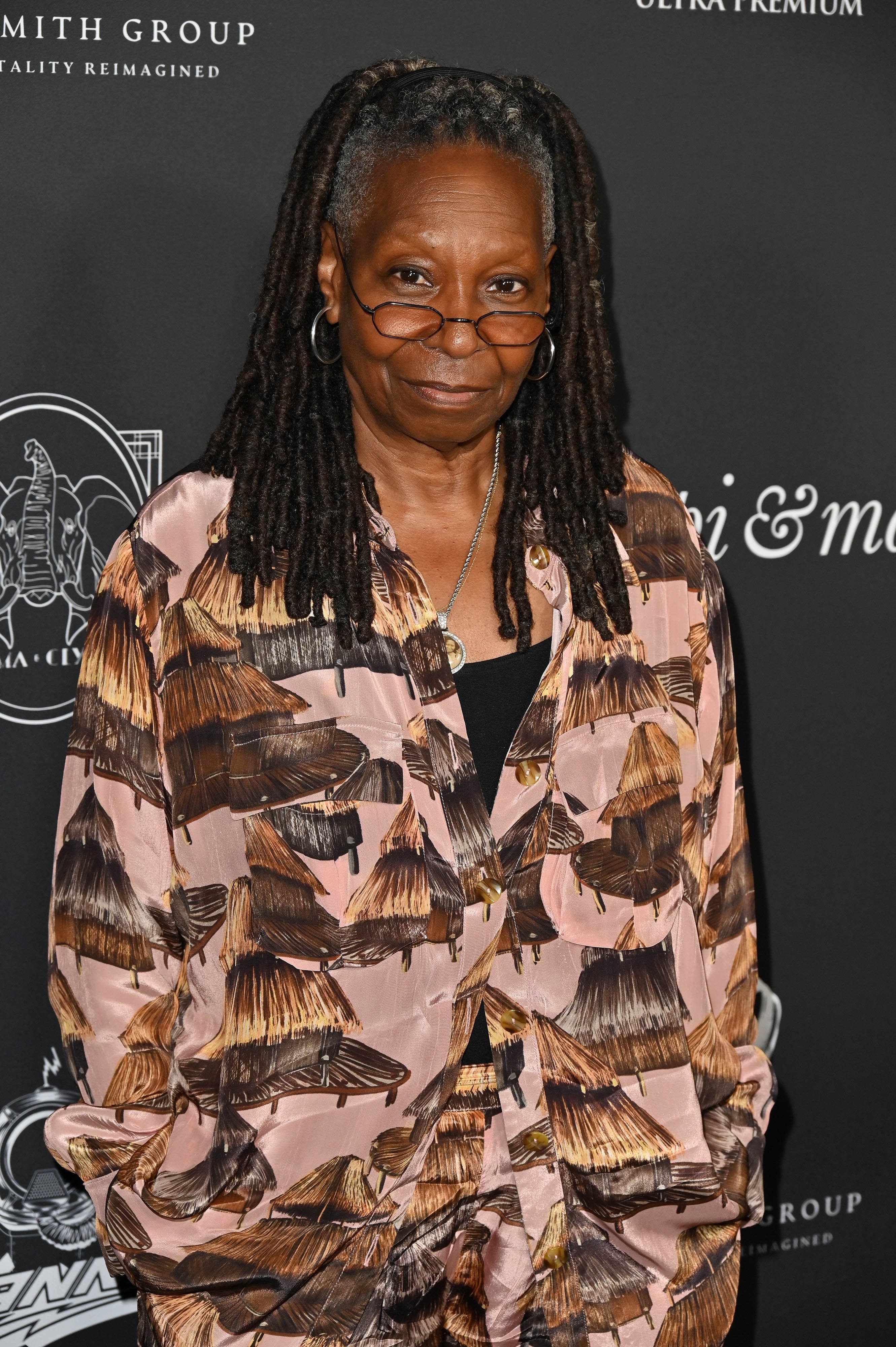 Wściekła Whoopi Goldberg na wizji wykrzykiwała do Trumpa. "Nie jesteś ...