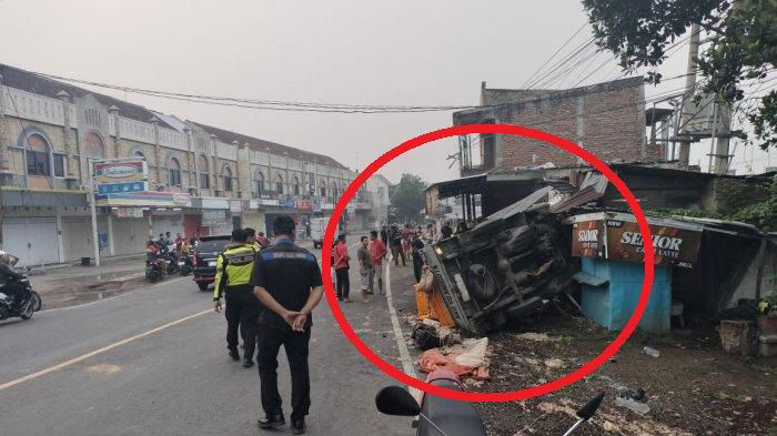 Organ Dalam Ayam Tercecer, Gran Max Pikap Parkir Kayang di Bengkel ... Organ Dalam Ayam Tercecer, Gran Max Pikap Parkir Kayang di Bengkel ...