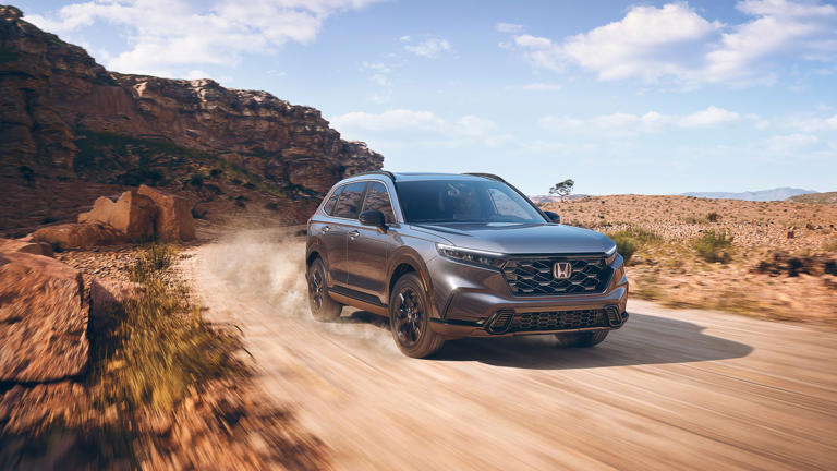 The 10 Best All-Wheel-Drive Hybrid SUVs Currently On Sale