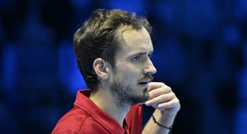 Daniil Medvedev : « Je n’ai pas les frappes d’Alcaraz ou de Sinner, et ...