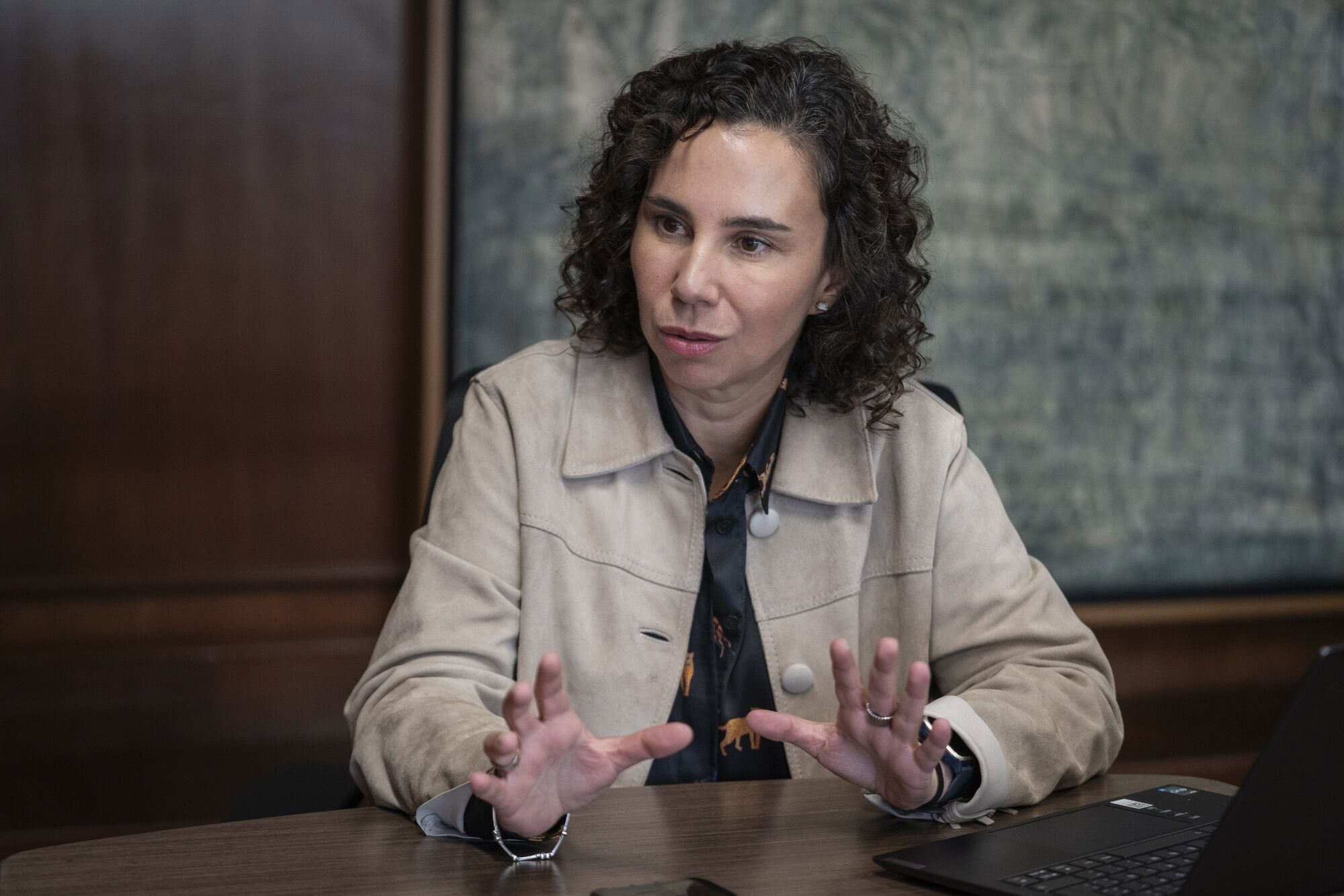 Senior Policymaker Downplays Threat of Colombia Central Bank Power Grab Senior Policymaker Downplays Threat of Colombia Central Bank Power Grab