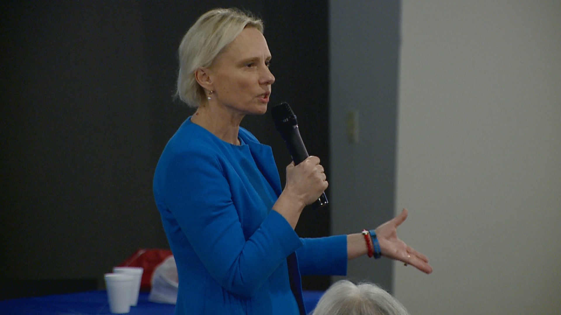 Rep. Victoria Spartz moves town hall to new venue