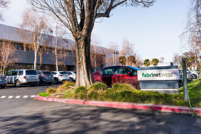 Fabrinet slumps, supply chain constraints may result in Datacom decline ...