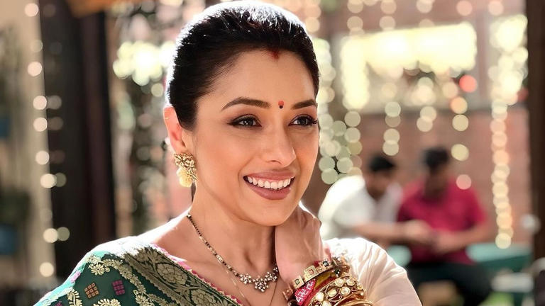 Rupali Ganguly's Anupamaa slips to second position on TRP list for the ... Rupali Ganguly's Anupamaa slips to second position on TRP list for the ...