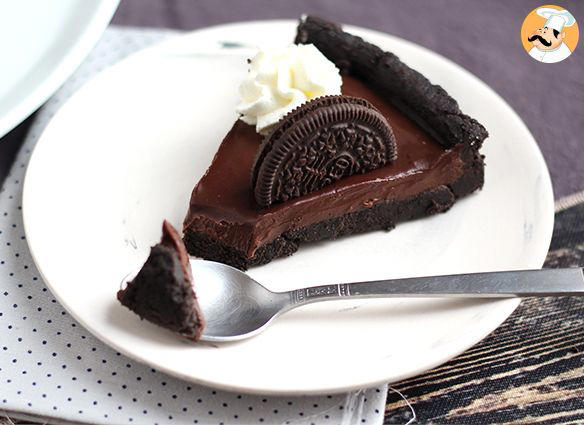 Oreo and chocolate tart - no bake