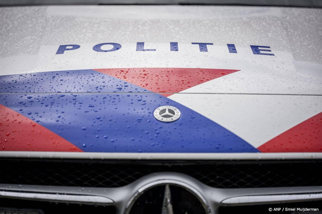 Jongen (14) aangehouden voor bedreiging scholen regio Rotterdam Jongen (14) aangehouden voor bedreiging scholen regio Rotterdam