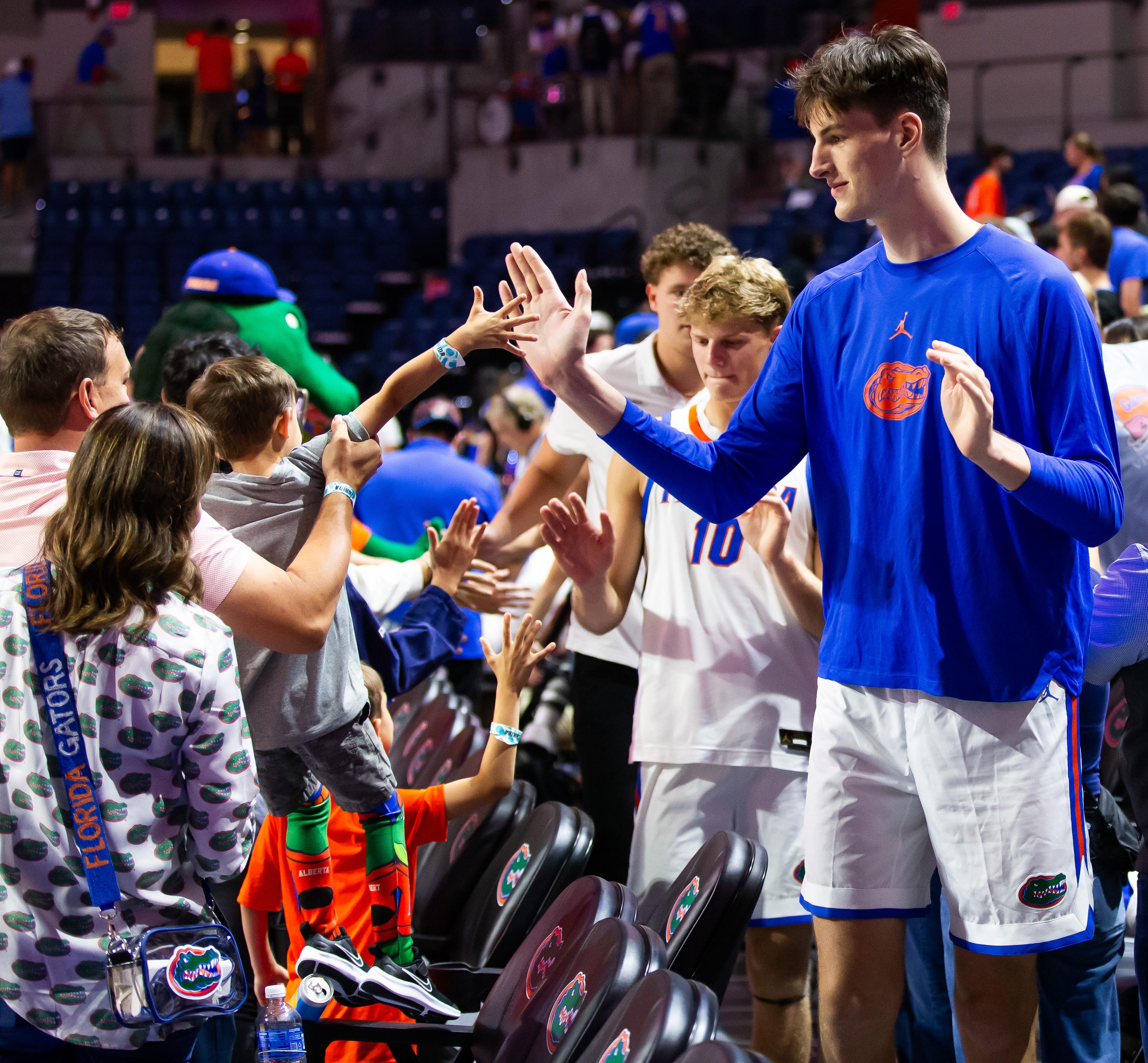 Shaq looking up?! NBA Hall of Famer in awe of Florida basketball ...