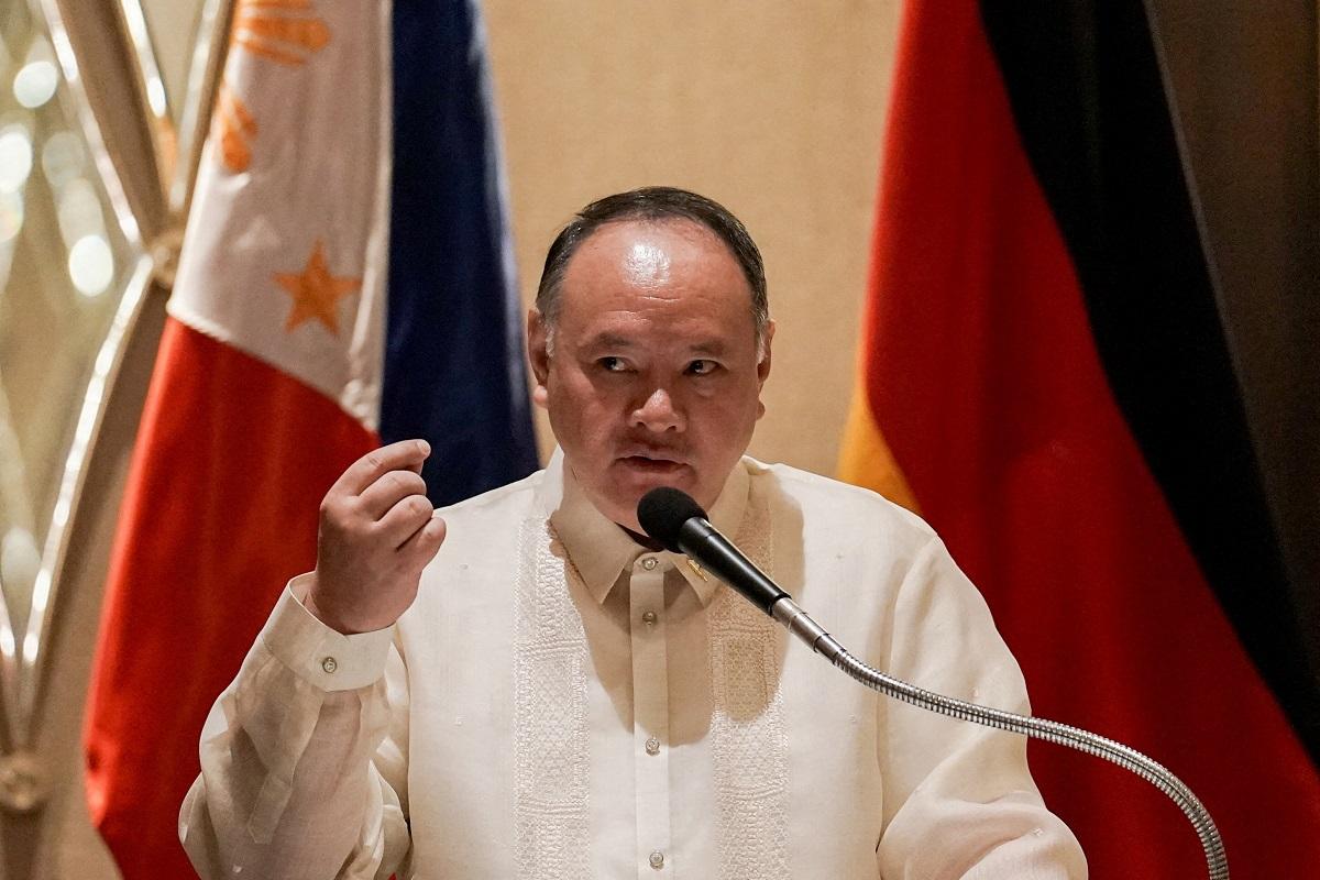 AFP debunks tension rumors, says case vs. Teodoro a 'joke'
