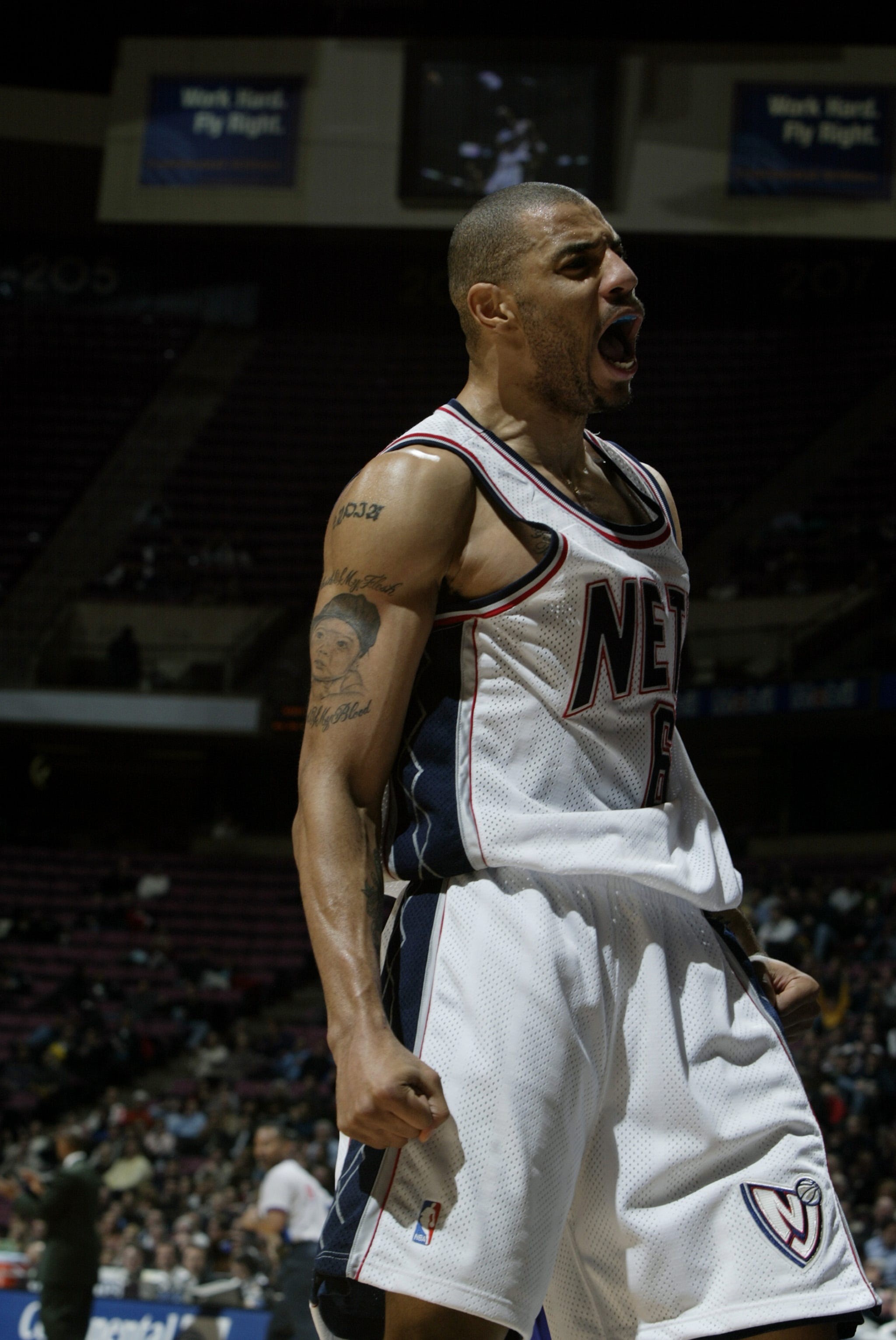 Brooklyn Nets jersey history No. 6 - Kenyon Martin (2000-04)