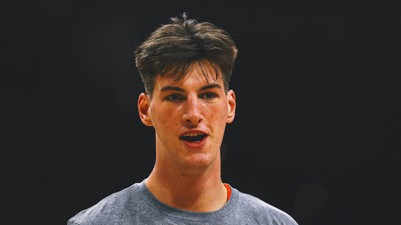 World's Tallest Teen, 7-foot-9 Center Olivier Rioux, Tries Football at ...