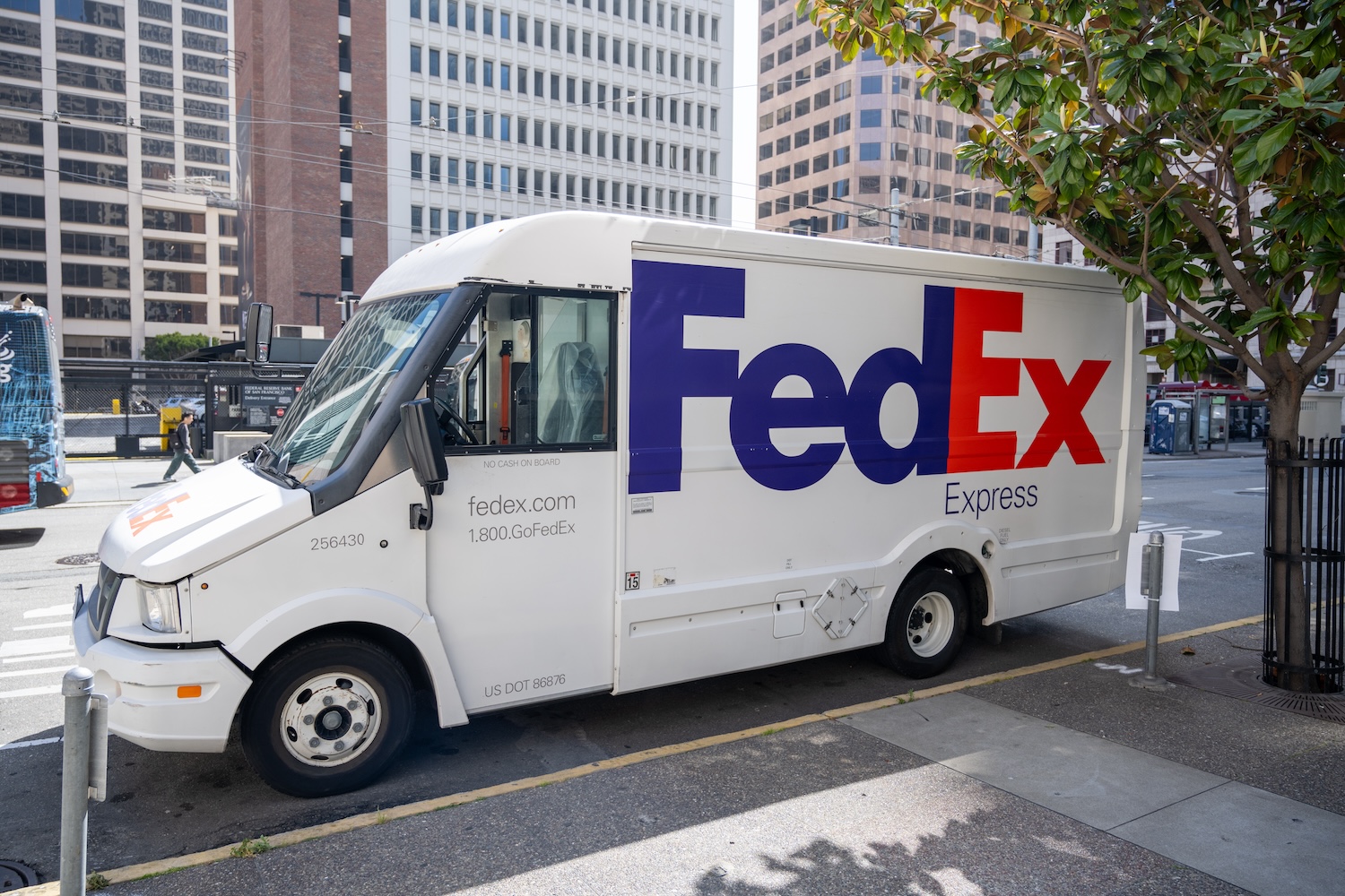FedEx, Ryder Logistics File WARN Notices, Indicating Layoff Plans