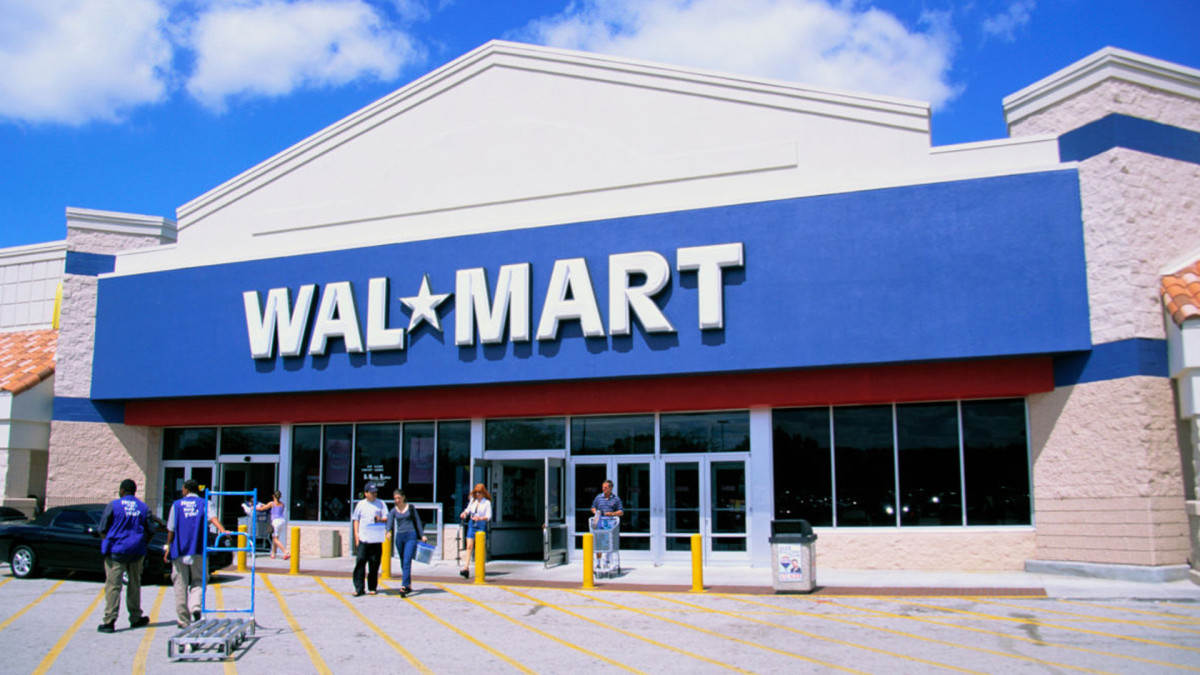 Walmart Is Selling a 'Very Sturdy' $448 Outdoor Storage Shed for $140