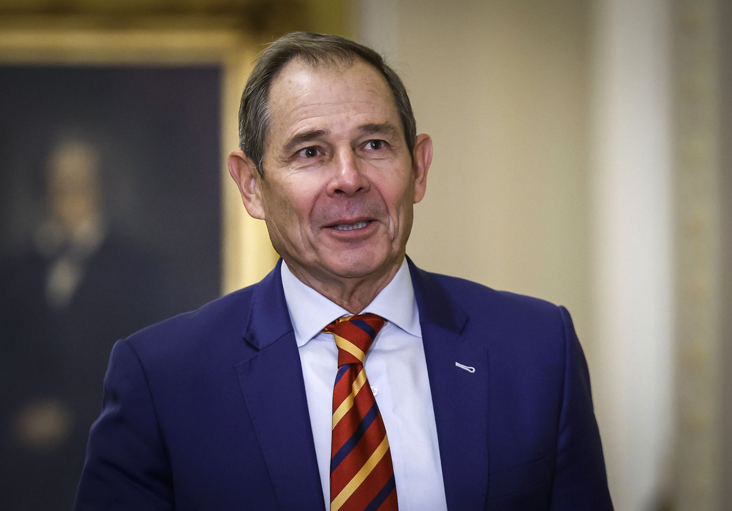 'He is not Mitt Romney and he is not Donald Trump': Romney's Senate ...