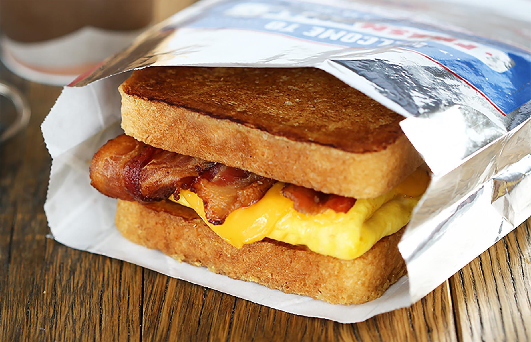 The discontinued fast food items we want back to eat again