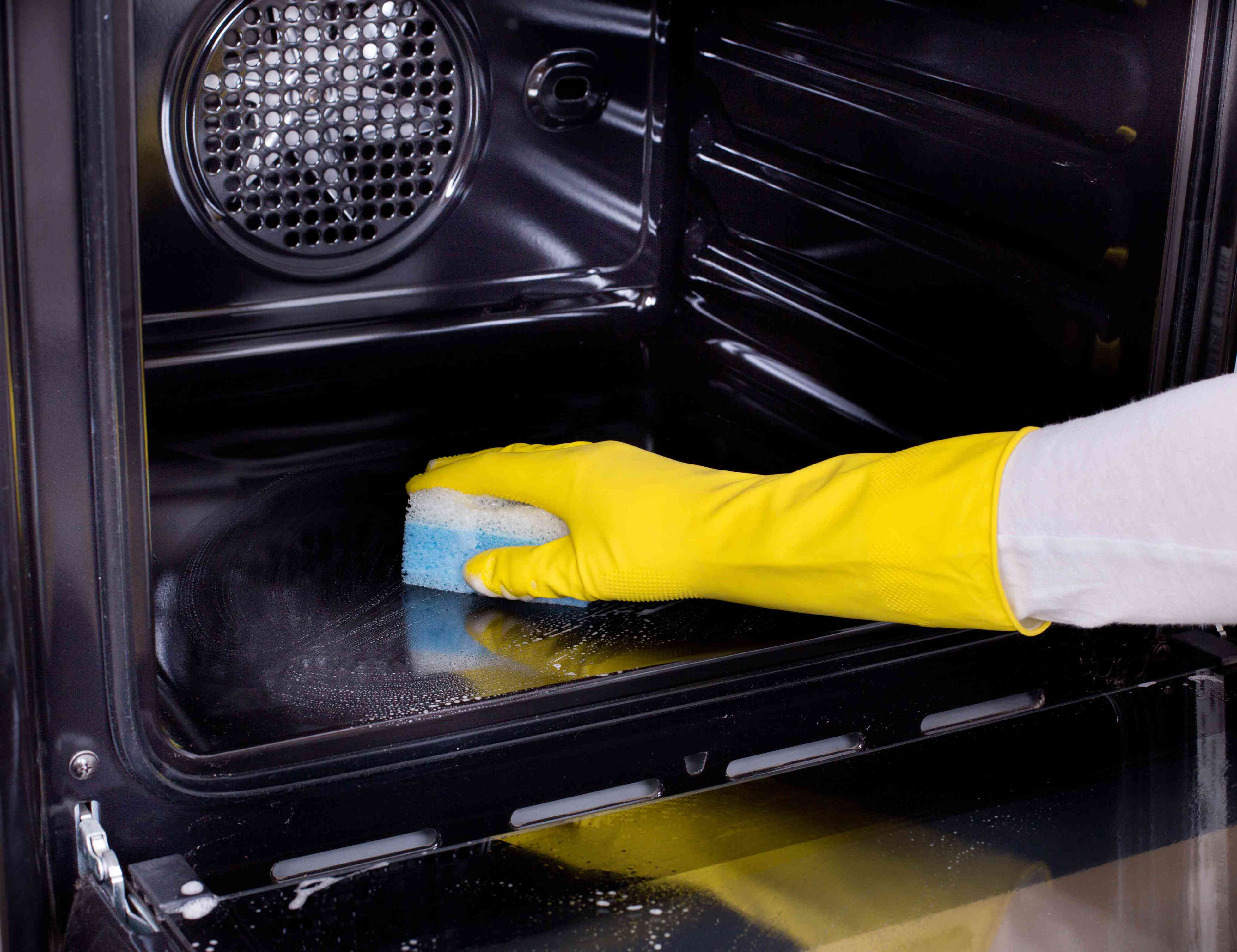 How to clean burnt-on gunk from the bottom of your oven—the easy way
