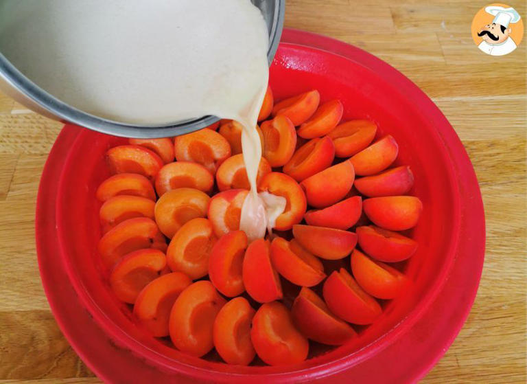 Einfache aprikosen-clafoutis