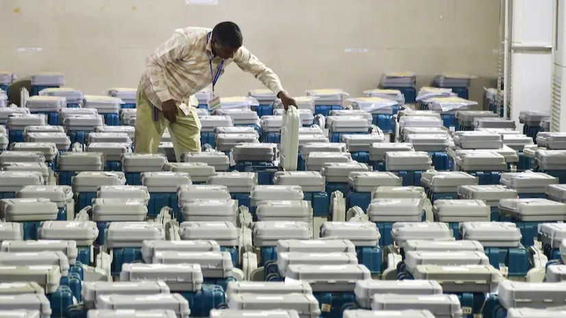 EVM Hack: EC ने EVM हैक कर सकने के दावे पर व्यक्ति के खिलाफ पुलिस में ...