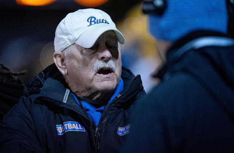TSSAA football Hall of Fame coach Gary Rankin earns 500th career win
