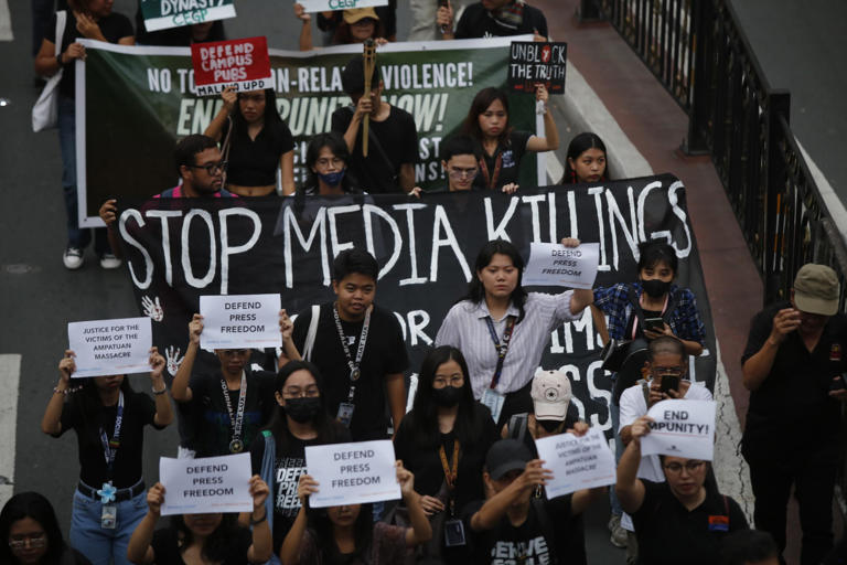 15 years after Maguindanao Massacre, families, NUJP continue to call ... 15 years after Maguindanao Massacre, families, NUJP continue to call ...