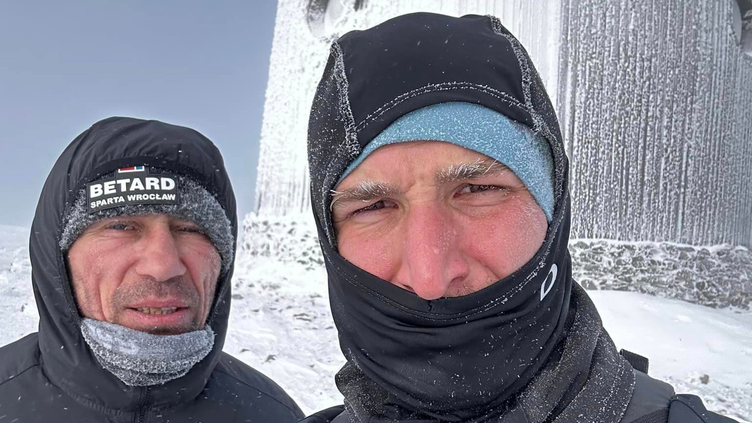 Lider Włókniarza już ostro trenuje. Właśnie wspiął się na szczyt!