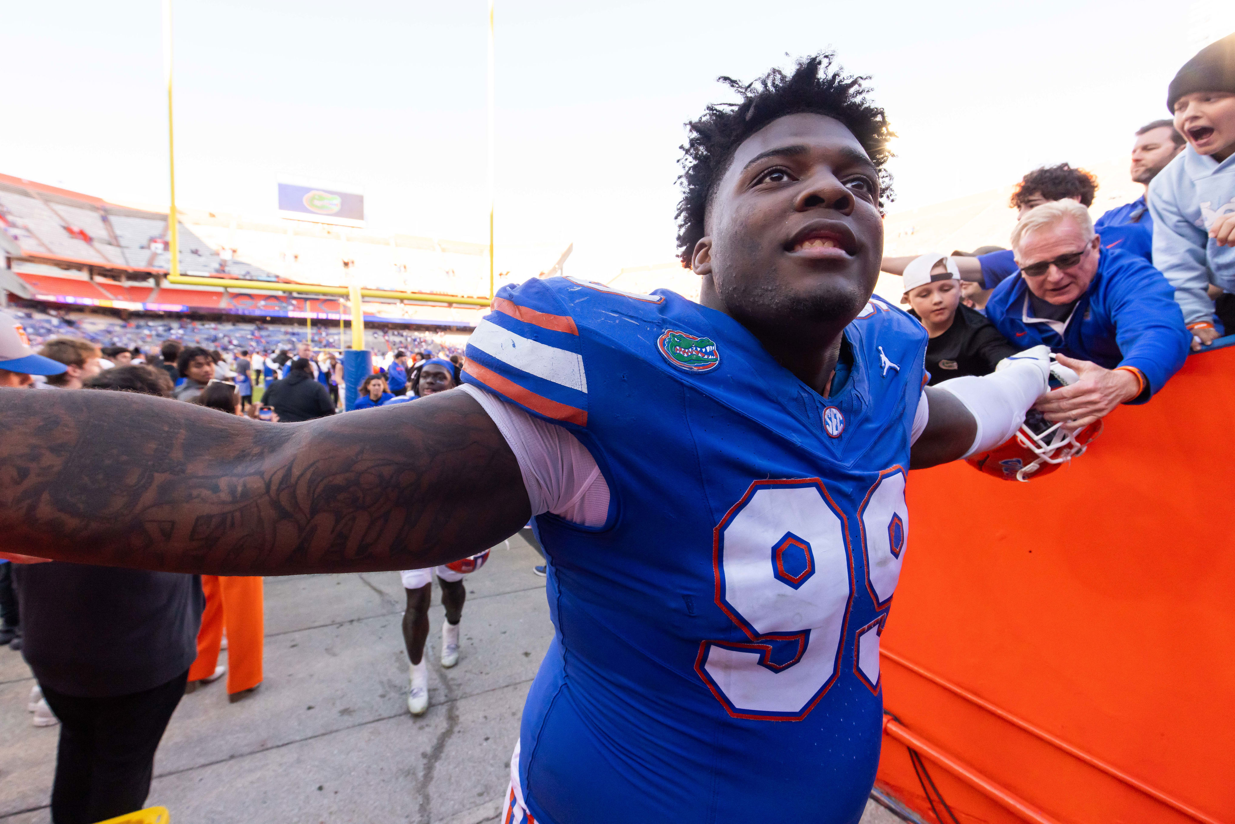 Florida football injury update: DTs Cam Jackson, Caleb Banks out for UF ...