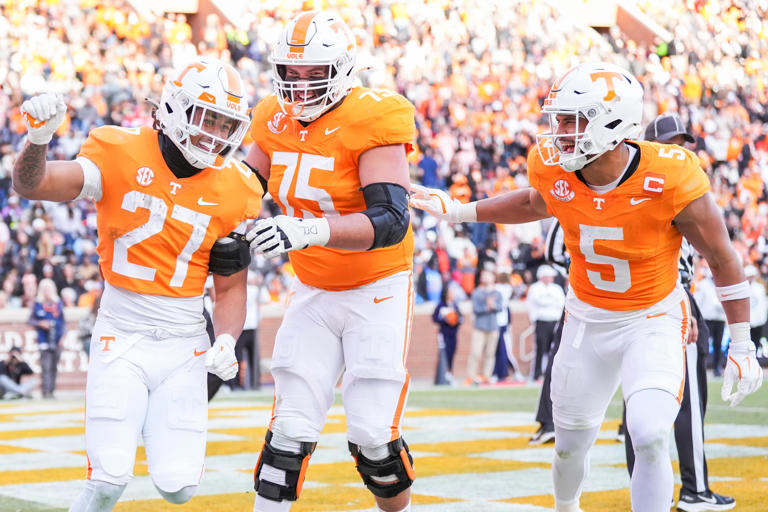 Here's where Tennessee football finished in final Top 25 polls