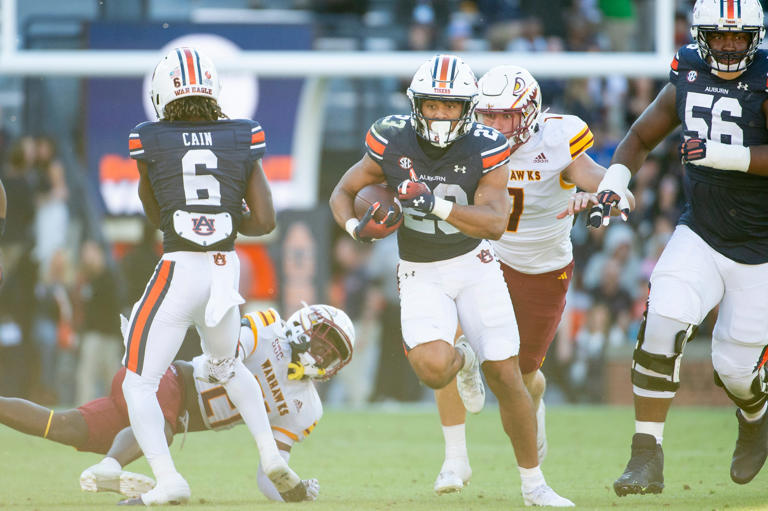 ESPN predicts the winner of Saturday's Iron Bowl