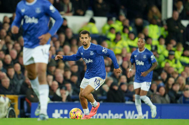 Iliman Ndiaye sends message to Everton players as Jarrad Branthwaite ... Iliman Ndiaye sends message to Everton players as Jarrad Branthwaite ...