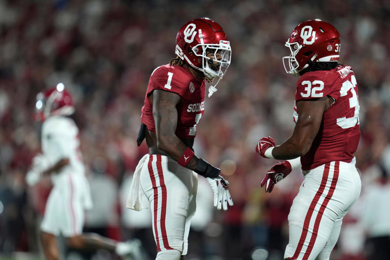 OU football transfer portal tracker: Sooners land OSU's Kendal Daniels