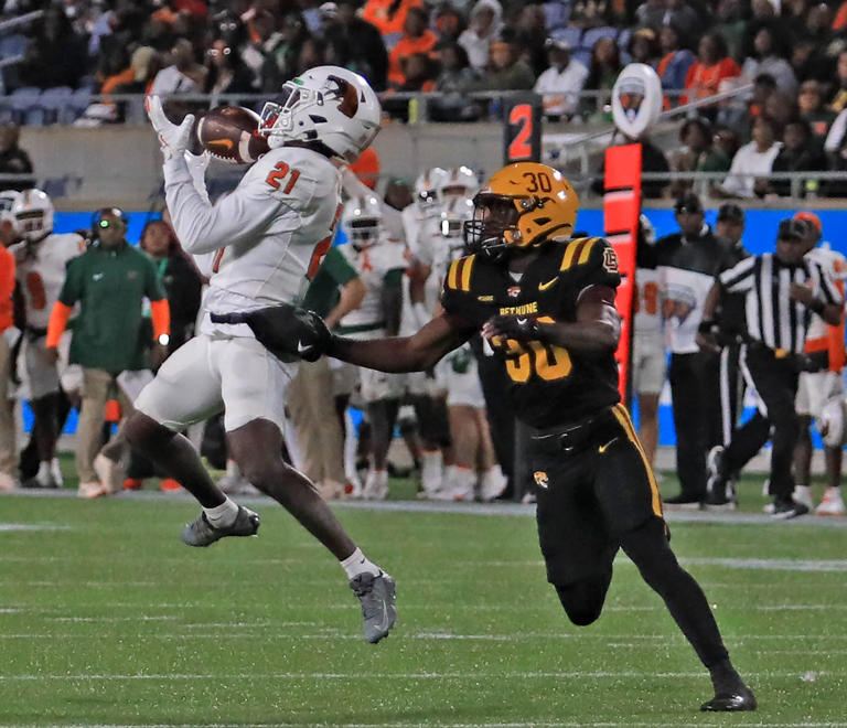 FAMU football starting receiver Quan Lee announces he'll enter the NCAA ...