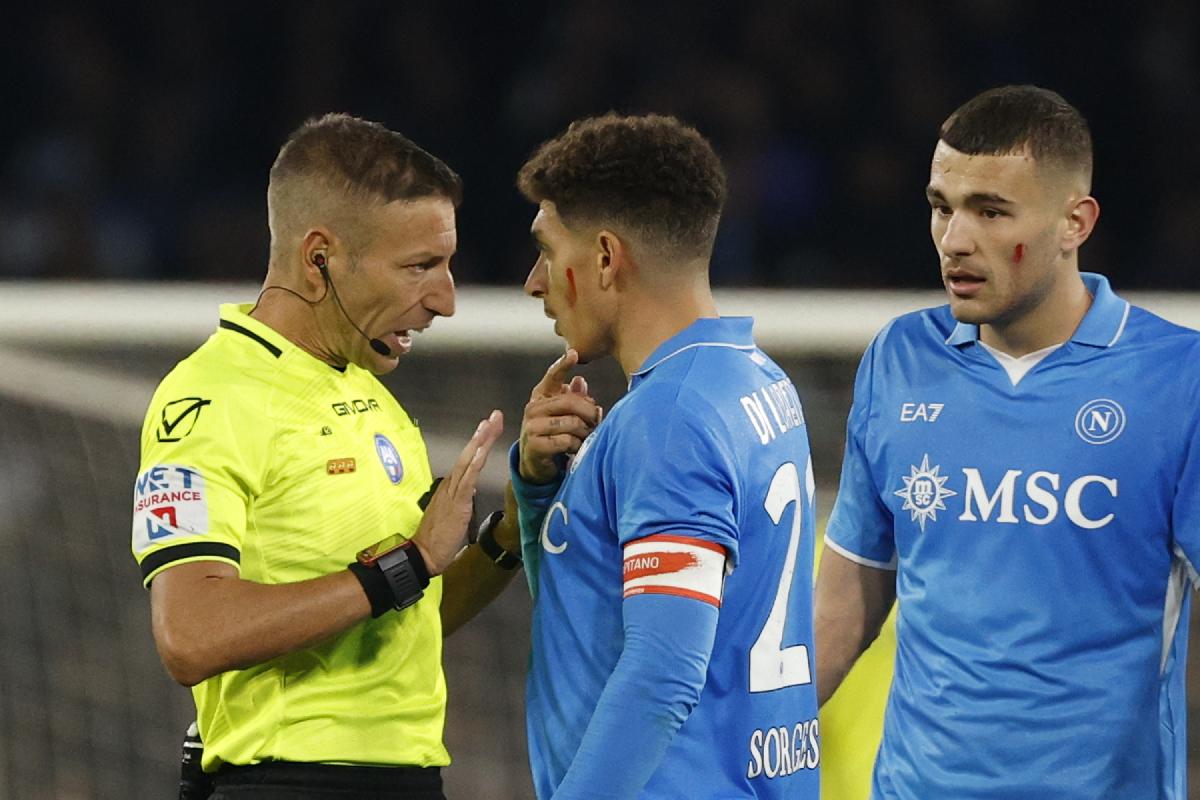 Moviola Napoli-Roma 1-0: fa discutere la gestione dei cartellini di ...