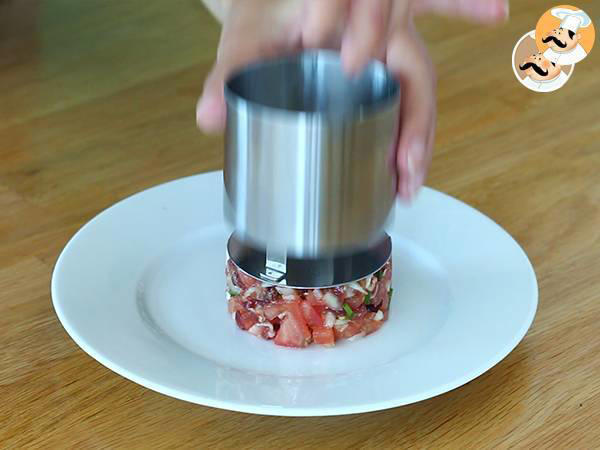 Tártaro (tartar) de presunto e melão