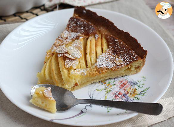 Pastel de manzana y almendras (tarte normande)