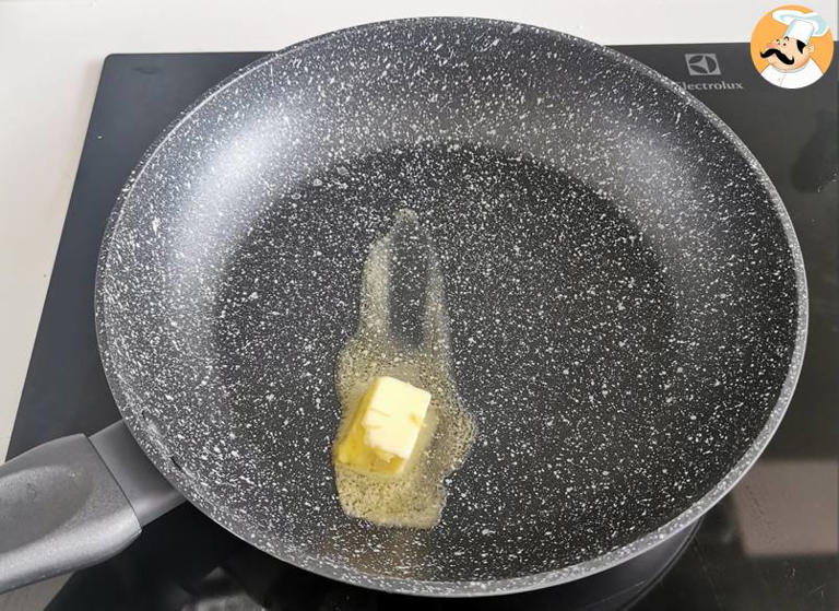 Cheese omelette, quick and easy!
