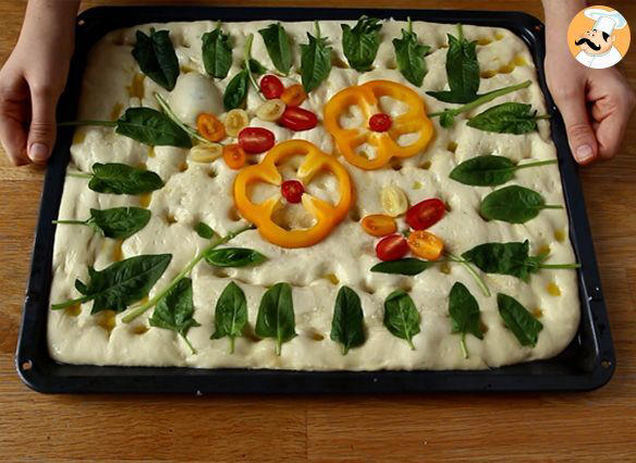 Floral focaccia - focaccia art