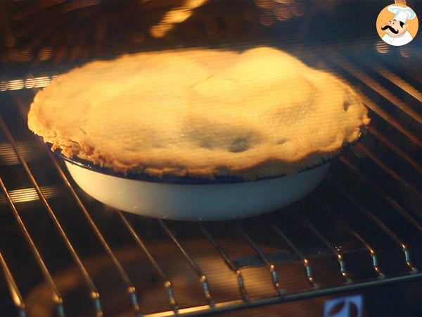 Apple pie, the english-style apple tart