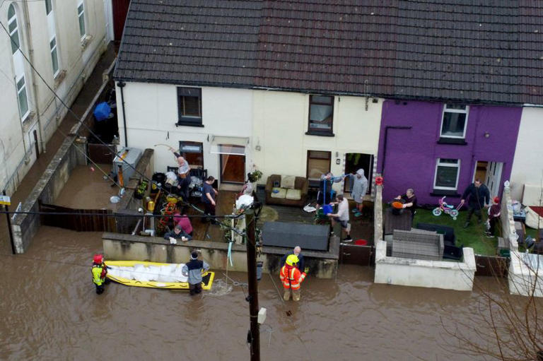 Met Office slammed for not giving adequate warning to flood victims ...