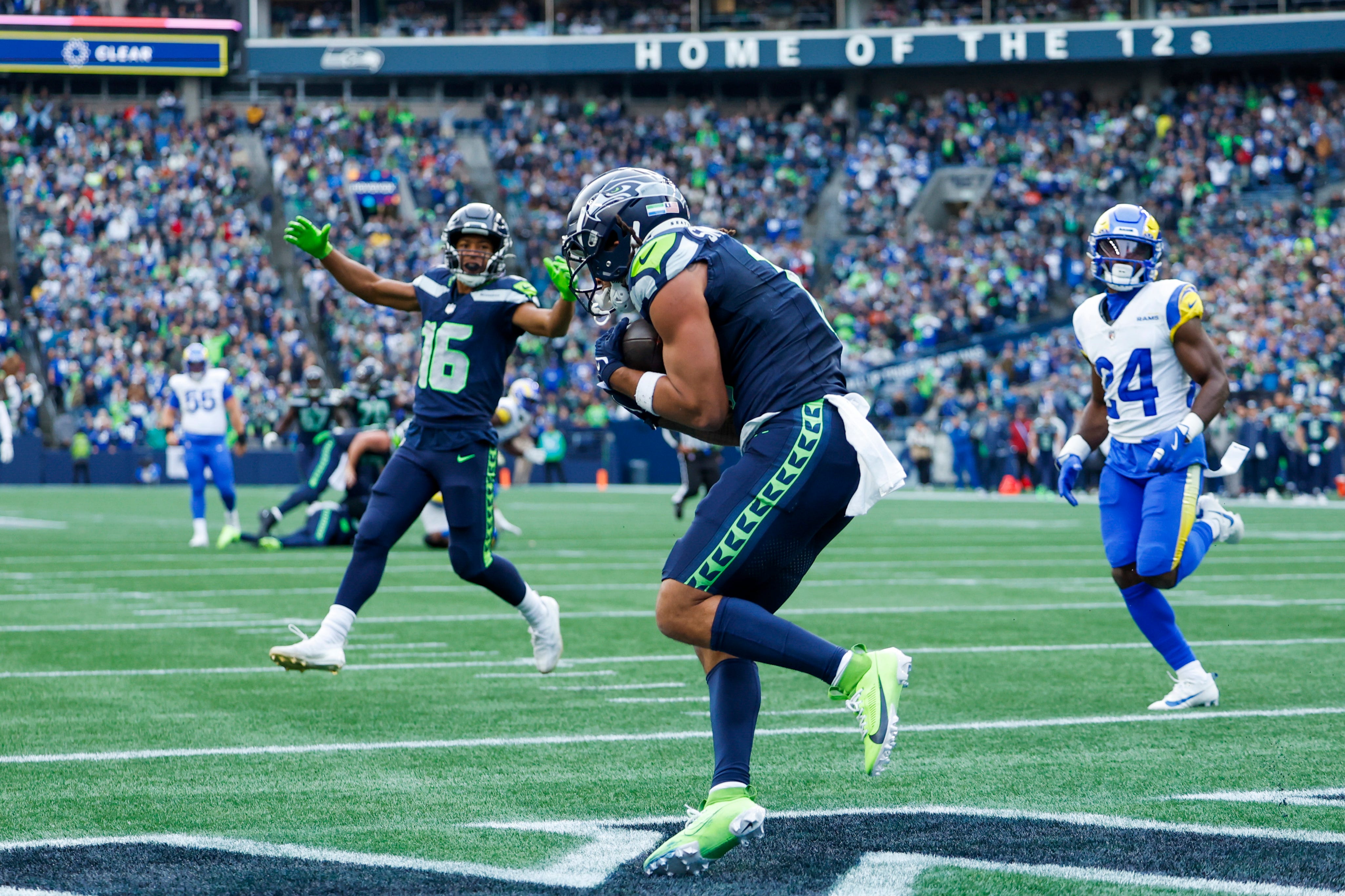 Seattle Seahawks vs Los Angeles Rams picks, predictions, odds: Who wins ...