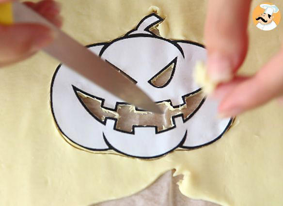 Halloween puff pastries