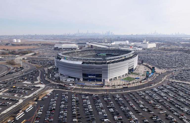 Two Former NFL Players Dead From Illnesses Before 75