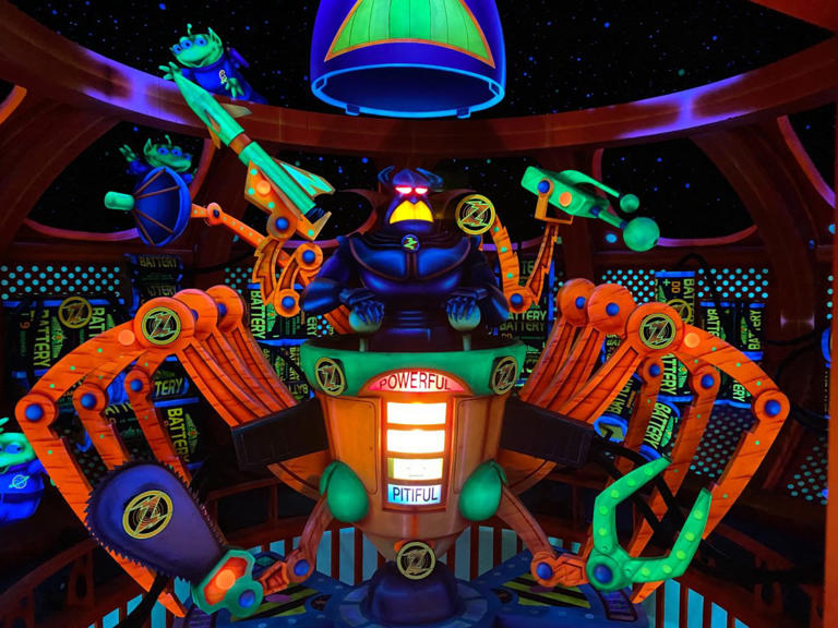 LAST LOOK: Buzz Lightyear’s Space Ranger Spin Closing for Major Overhaul