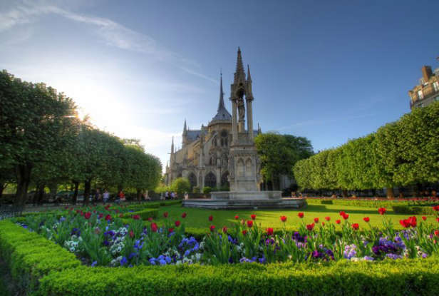 10 Reasons Why Notre-Dame Cathedral is a Global Icon 10 Reasons Why Notre-Dame Cathedral is a Global Icon