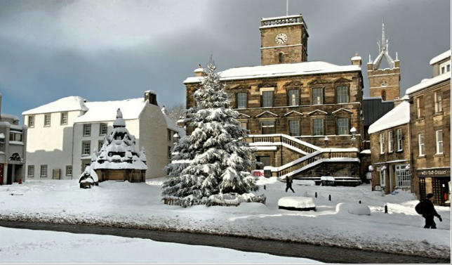 Glasgow Christmas day trips 2025: The 11 best towns and villages near ...