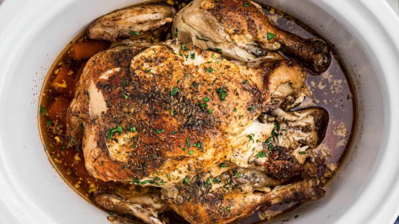 25 Flavorful Crockpot Meals That Cook While You Work