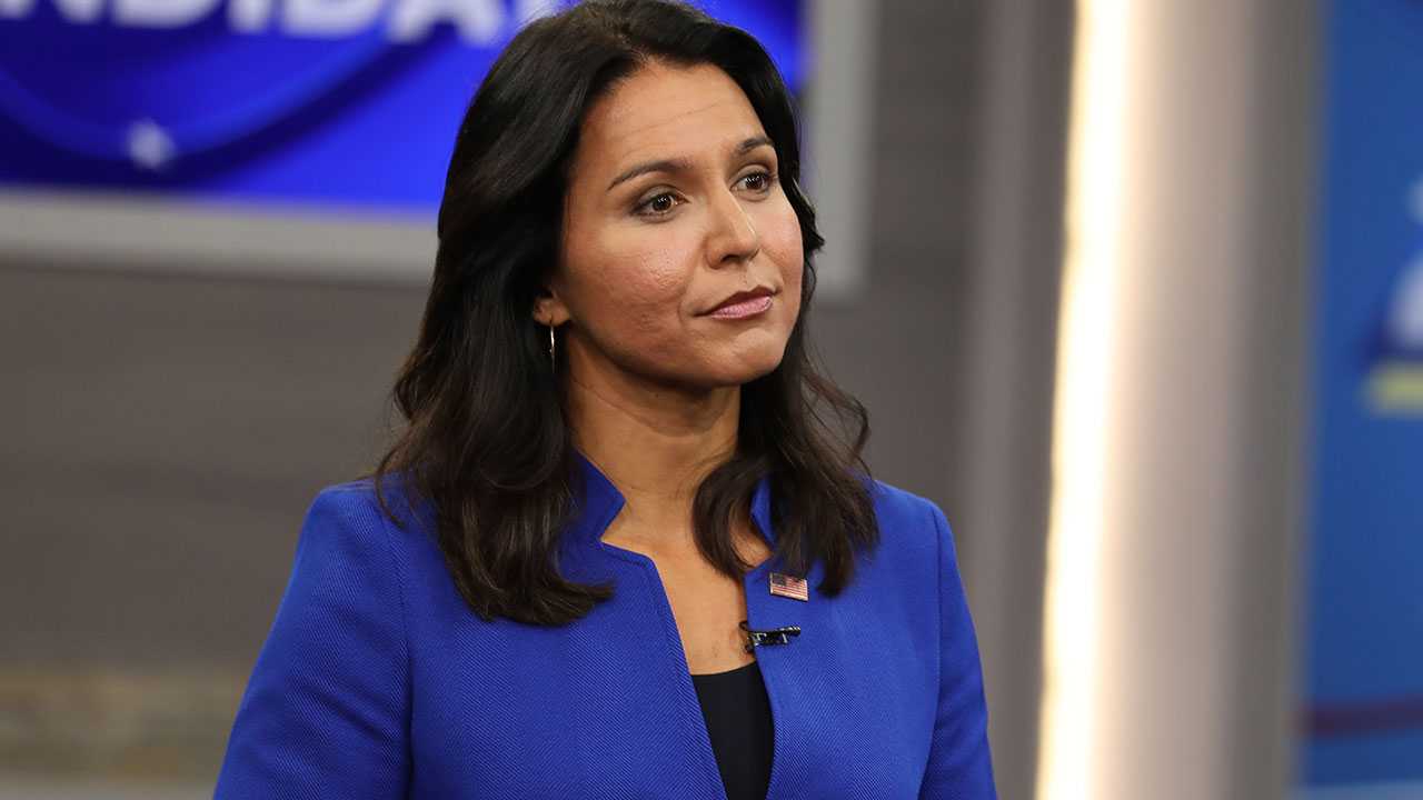 Tulsi Gabbard sworn in as Director of National Intelligence