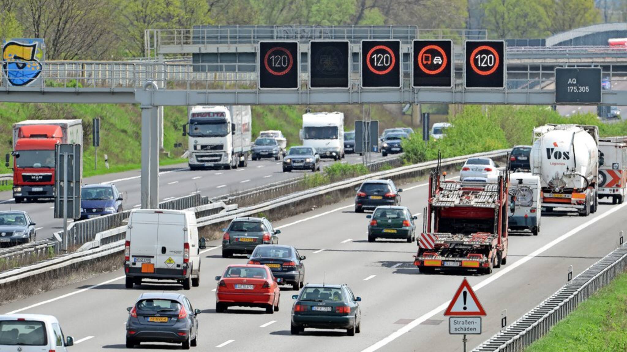Aktuelle Verkehrslage in Wolfsburg: Stau-Warnungen für A2, A39, B188 ...