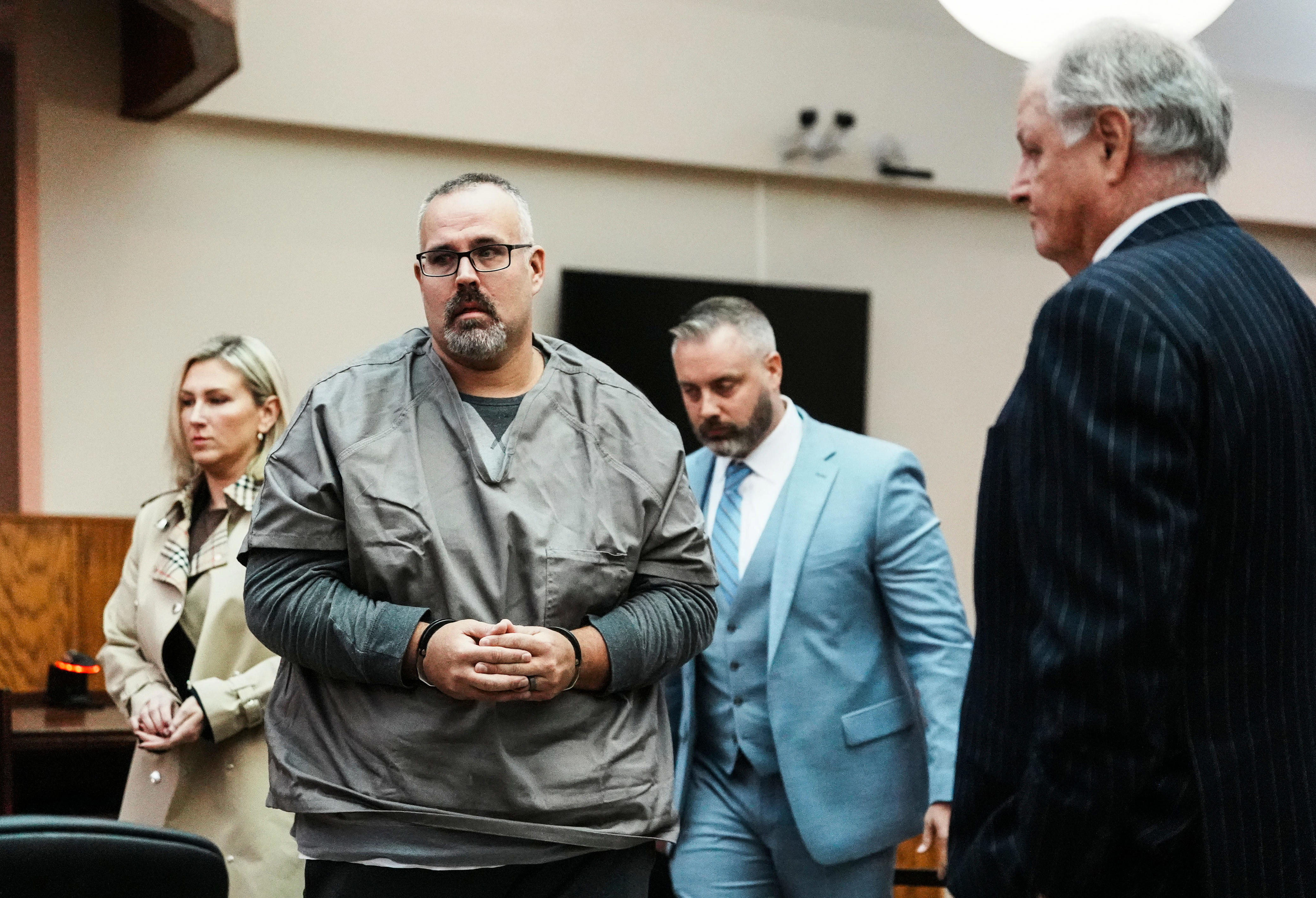 Mickey Stines files motion to dismiss indictment in Letcher Co. judge ...