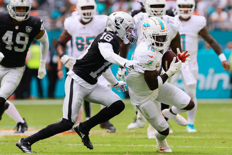 Dolphins PFF grades: Best and worst performers vs. Jets