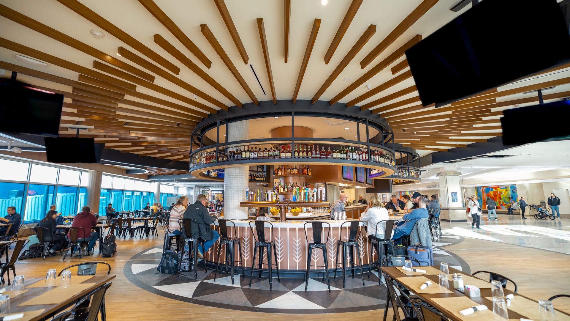 Where to Eat at Minneapolis St. Paul International Airport (MSP)