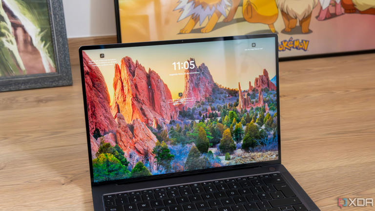 6 ways you can customize your Windows 11 lock screen to make it truly yours